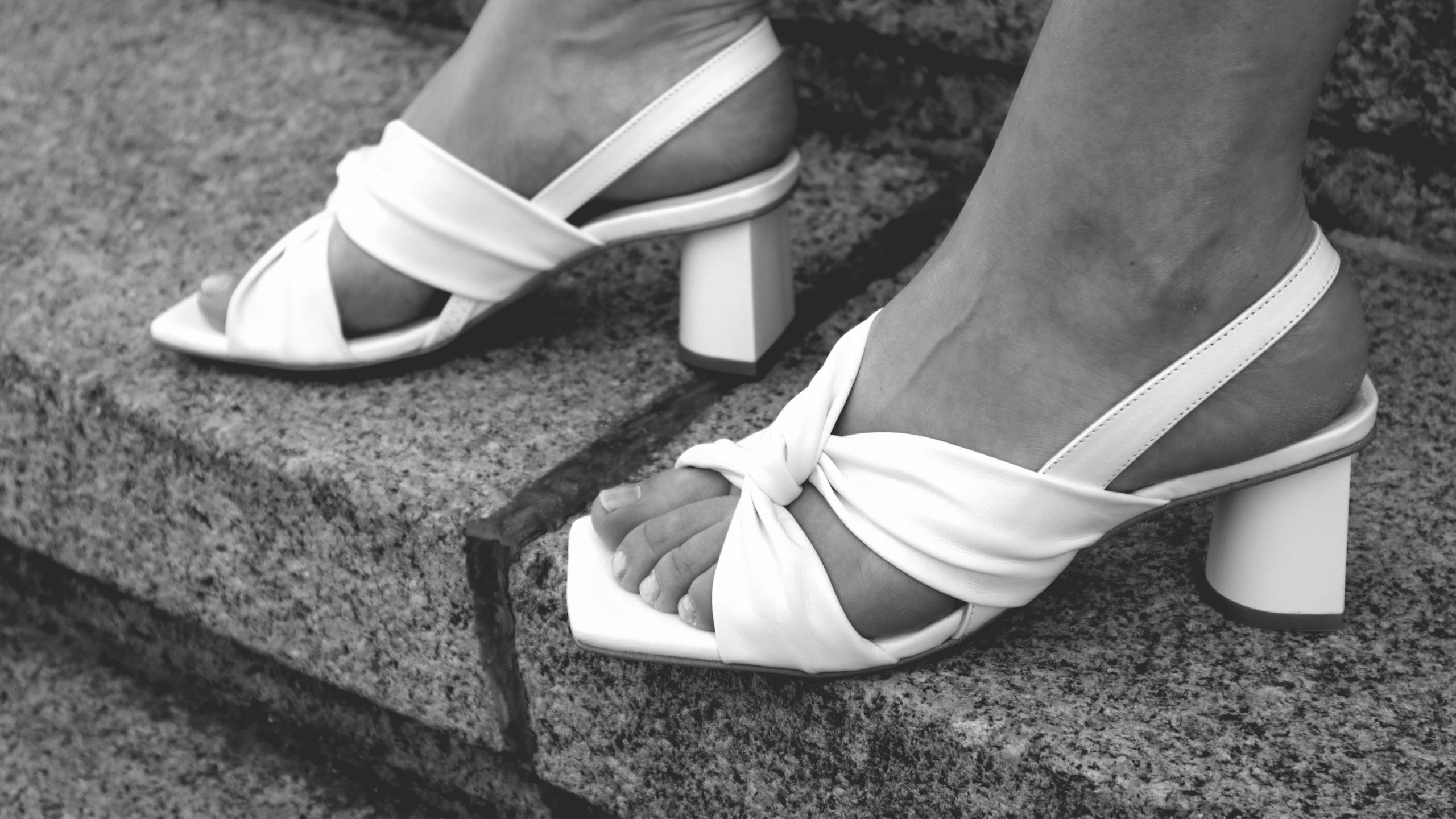 Premium Bridal Shoes - KNNK-Studio, an exclusive wedding brand.